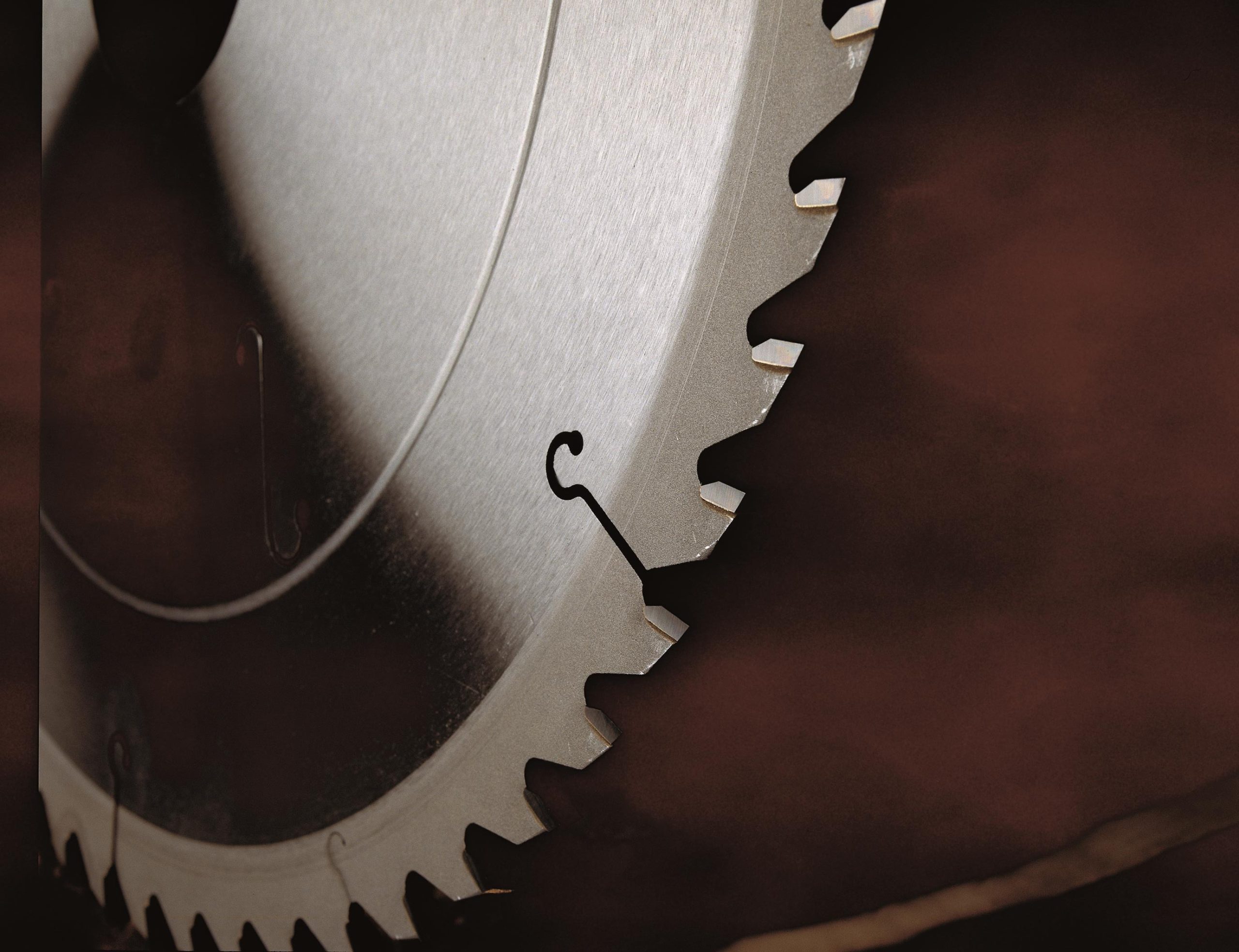 “Covid-19”: heavy impact on the first quarter for the wood-furniture ...